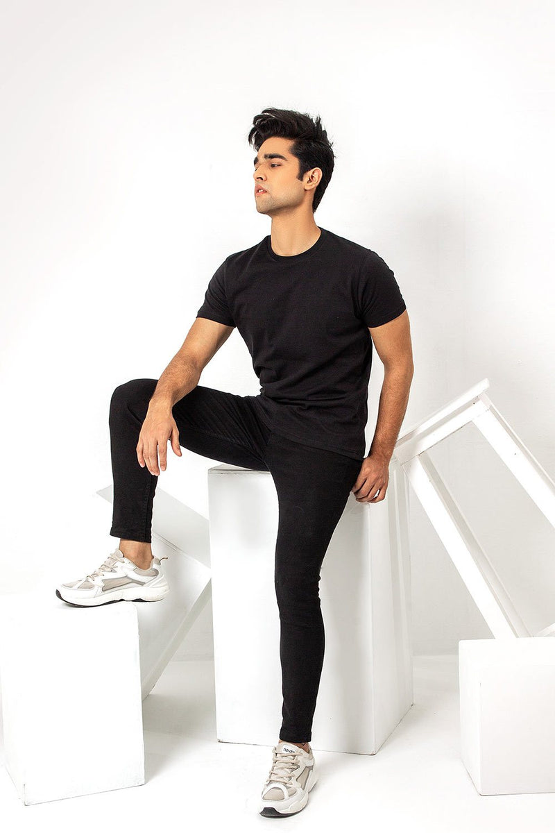 Basic Black T-shirt for Men Online at Best Price | UrbanRoad.pk – Urban ...